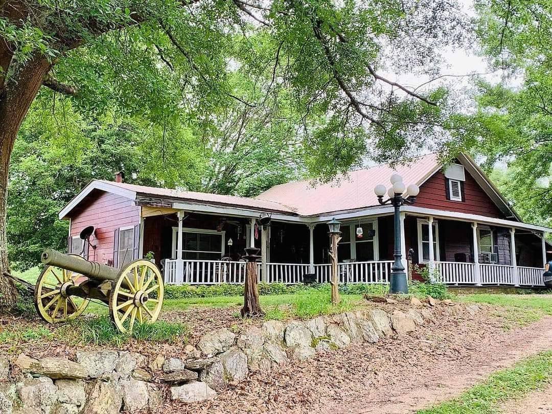 "Beautiful One-Acre Stocked Pond on Six Scenic Acres in Alabama ...