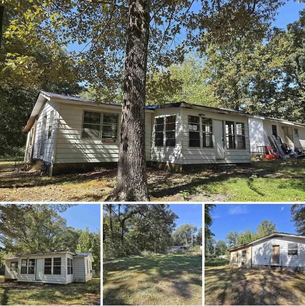 Spacious One-Bedroom Fishing Cabin Retreat on a Quiet Dead-End Street ...